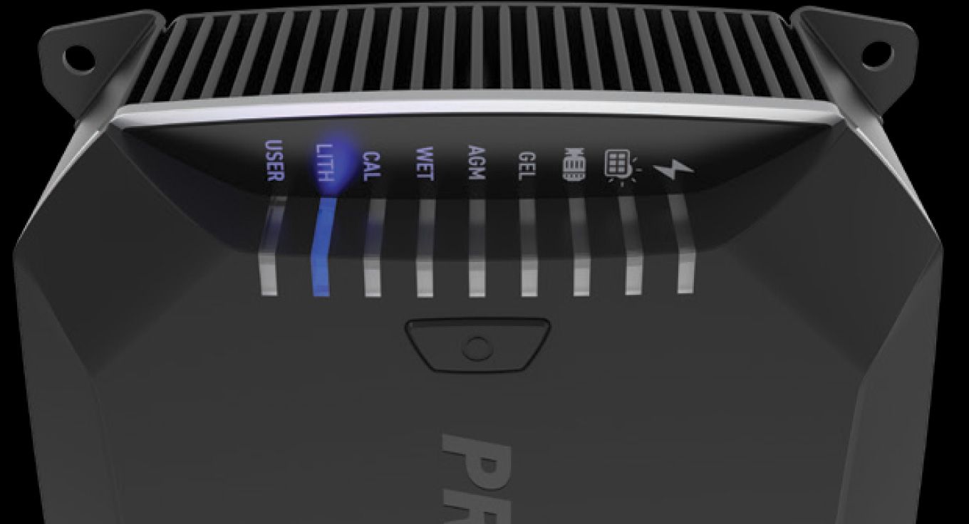 IDC25X | Intelli-Charge 25 Amp Dual Battery Charger | Projecta